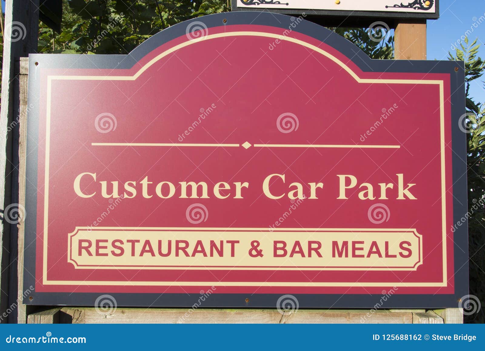 Restraurant Car Parking Sign Stock Photo - Image of park, blank: 125688162
