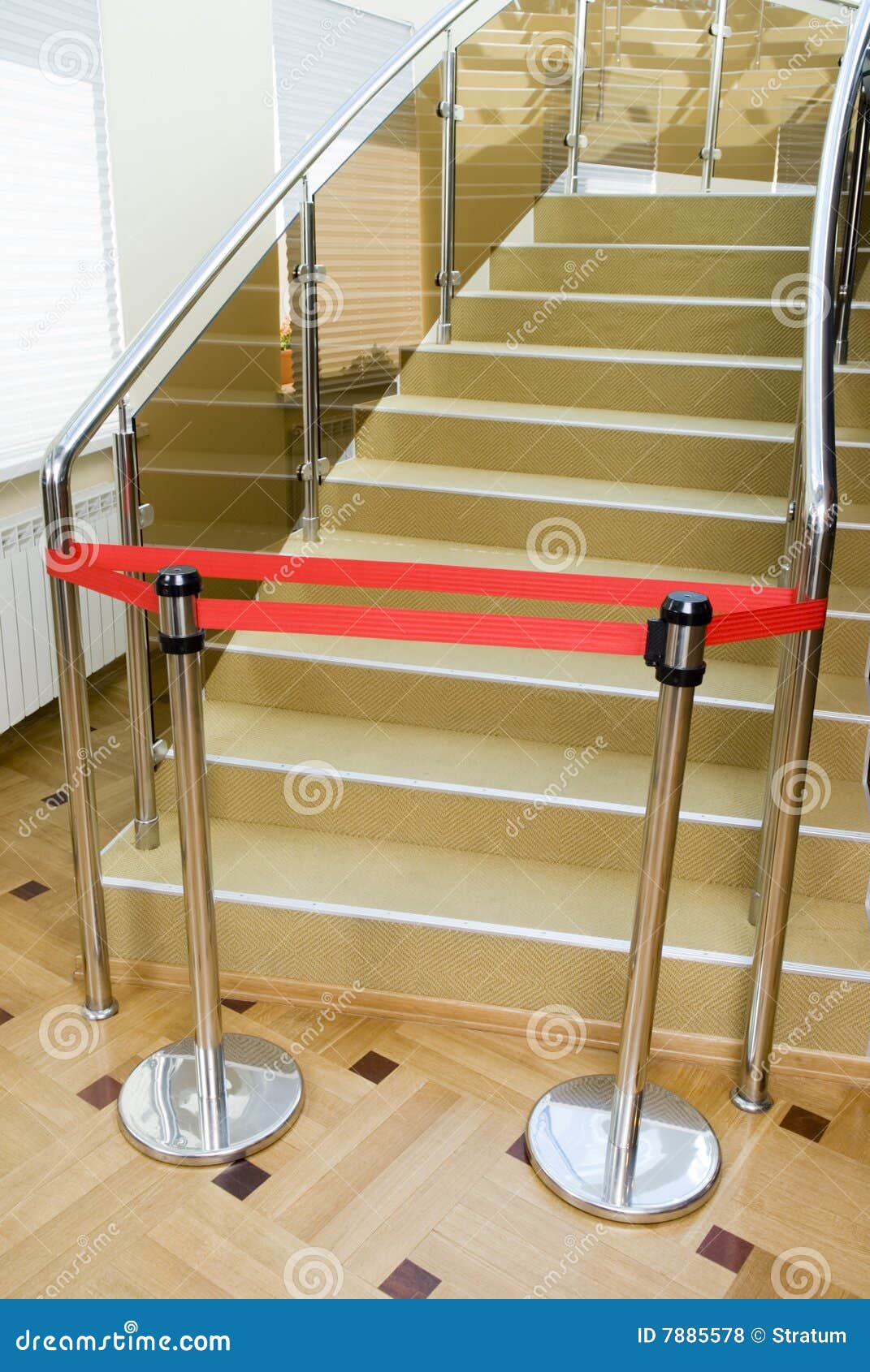 Queue Stand, Queue Up Stand Barrier Outdoor. Control Area Queue For ...