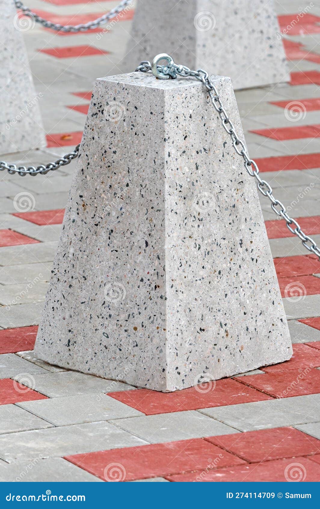 Restrictive Columns with Metal Chains Stock Image - Image of concrete ...