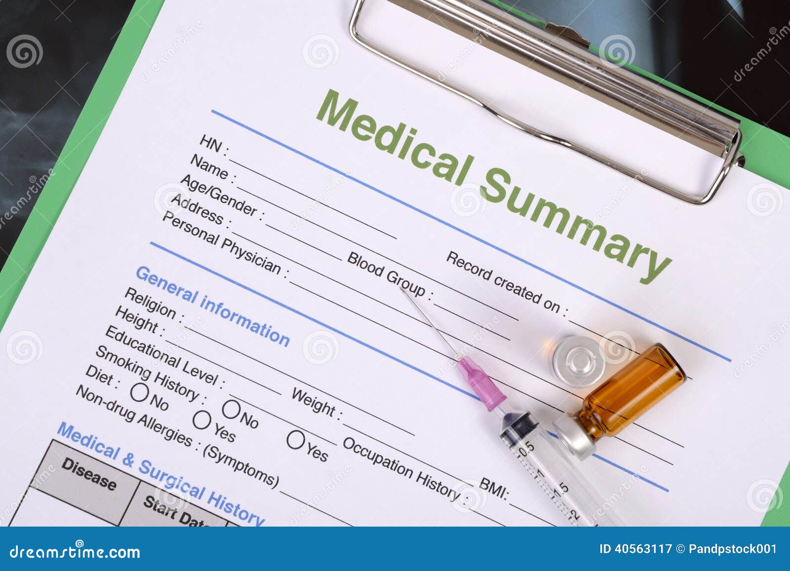 Resumen Médico En El Tablero Imagen de archivo - Imagen de medicina ...