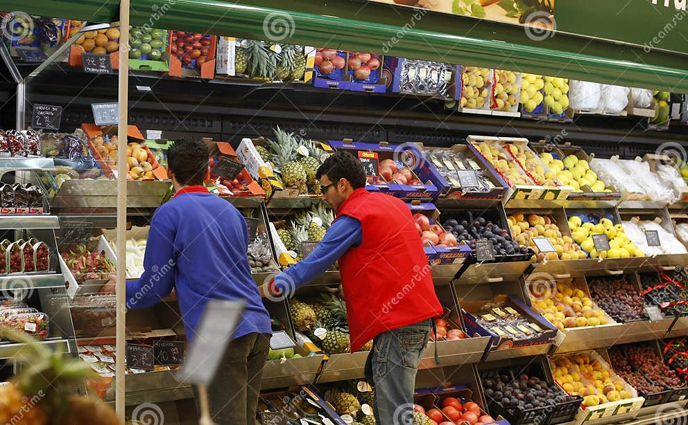 Retail stocking editorial stock image. Image of commerce - 18734959