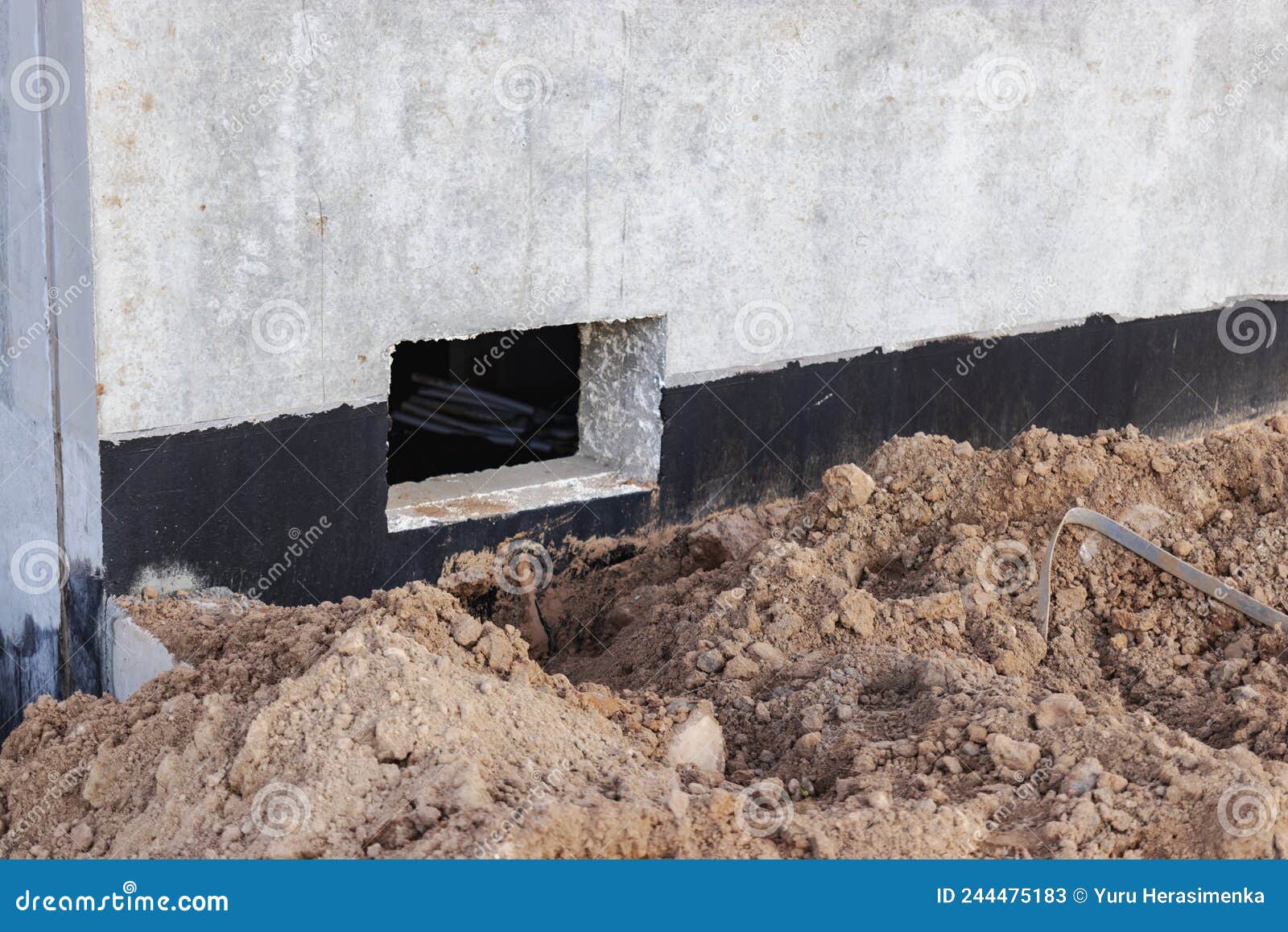 Retaining Wall and Reinforcement Construction from Expanded Clay Blocks ...