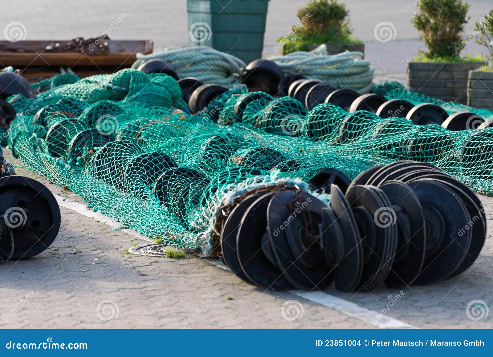 Rete da pesca fotografia stock. Immagine di fishnet, aperto - 23851004