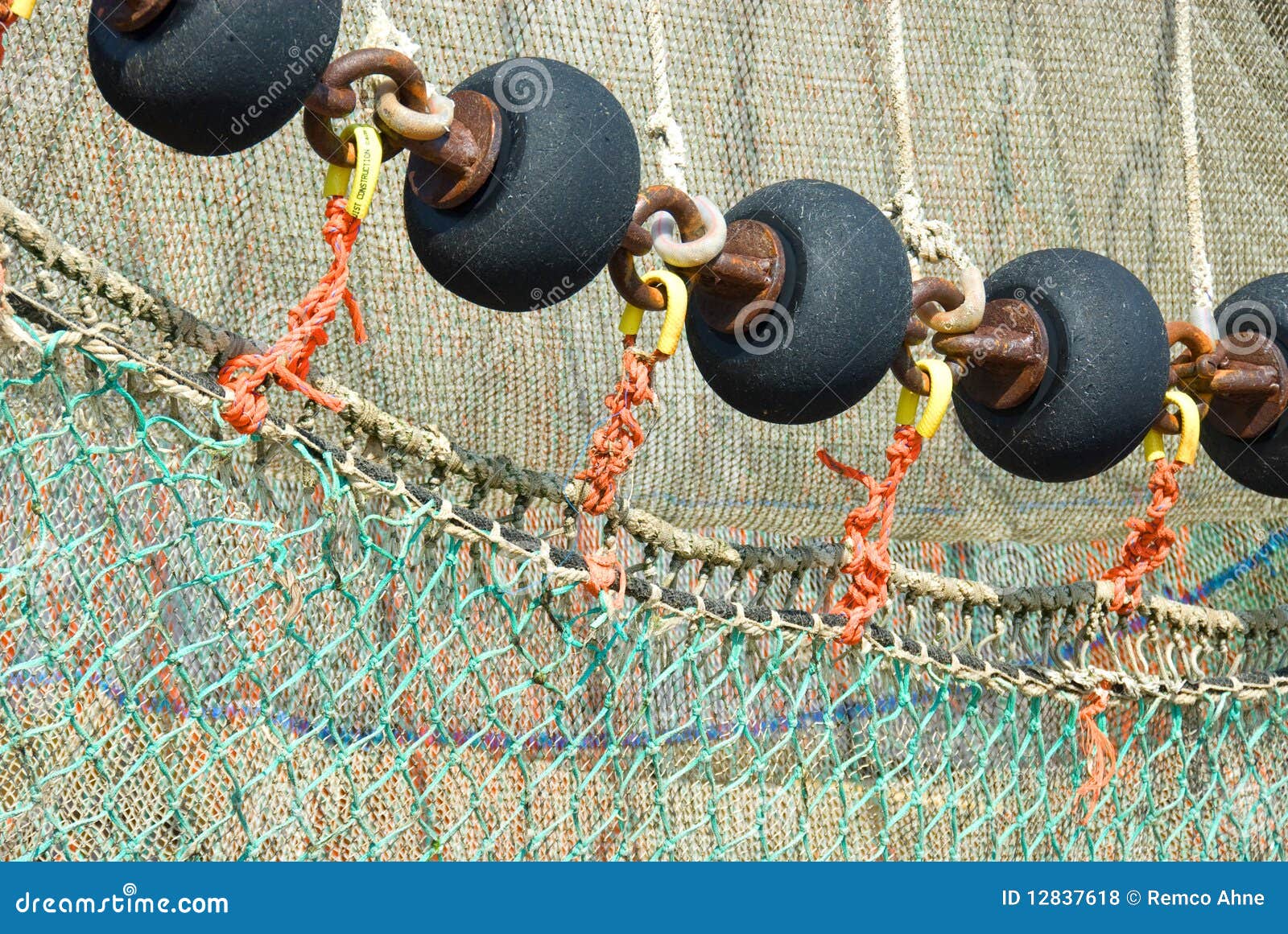 Reti da pesca fotografia stock. Immagine di fishnets - 12837618