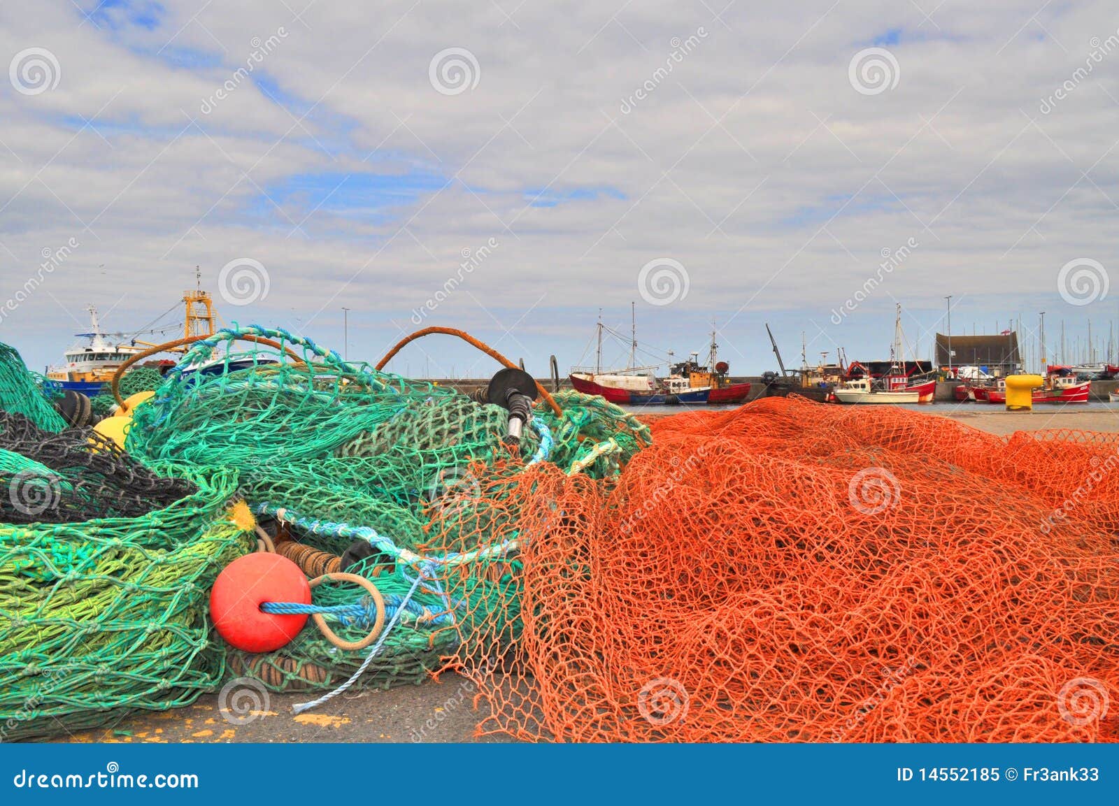 Reti da pesca immagine stock. Immagine di marino, pescatori - 14552185