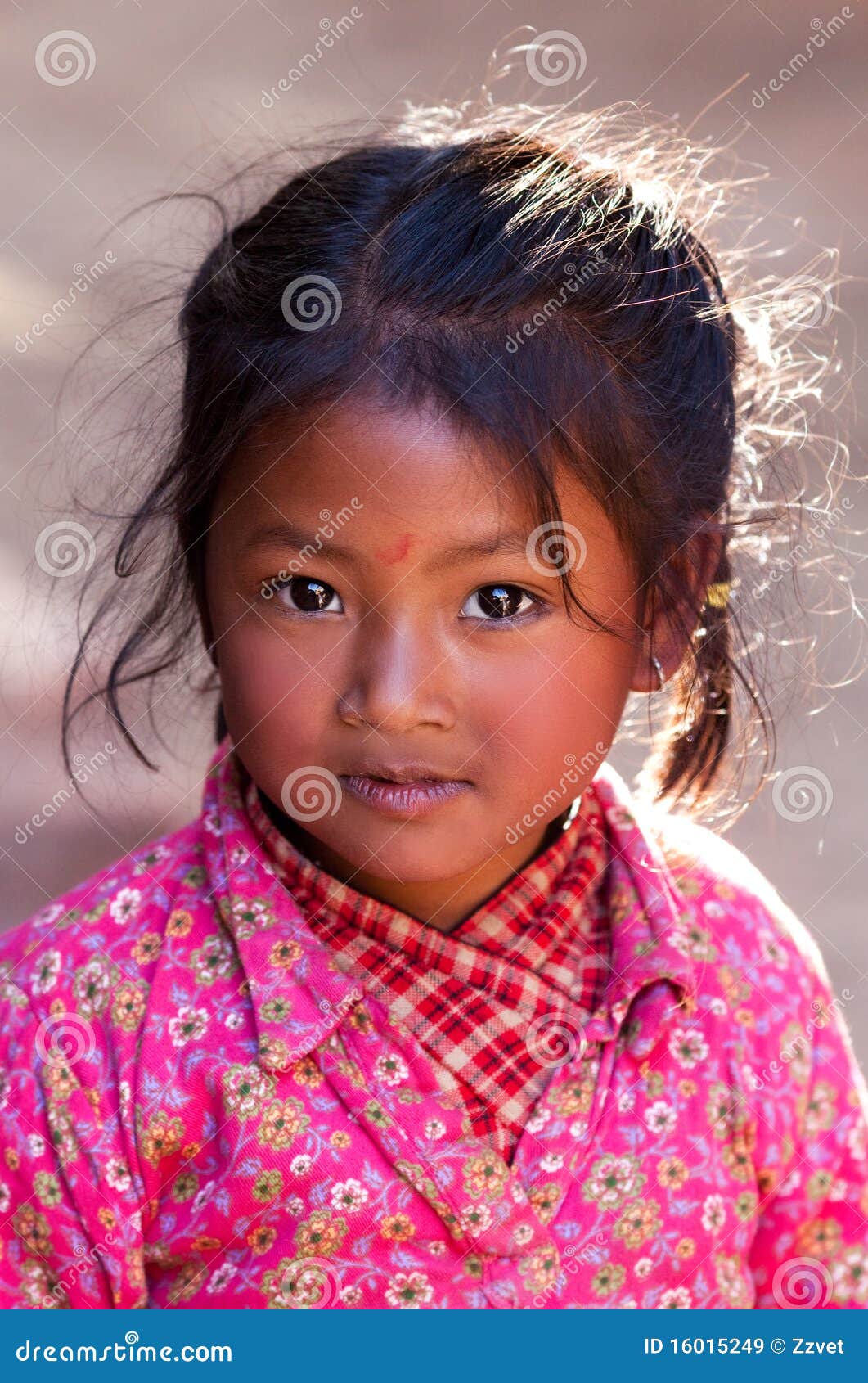 Retrato Da Menina Dos Nevaris Imagem de Stock Editorial - Imagem de ...