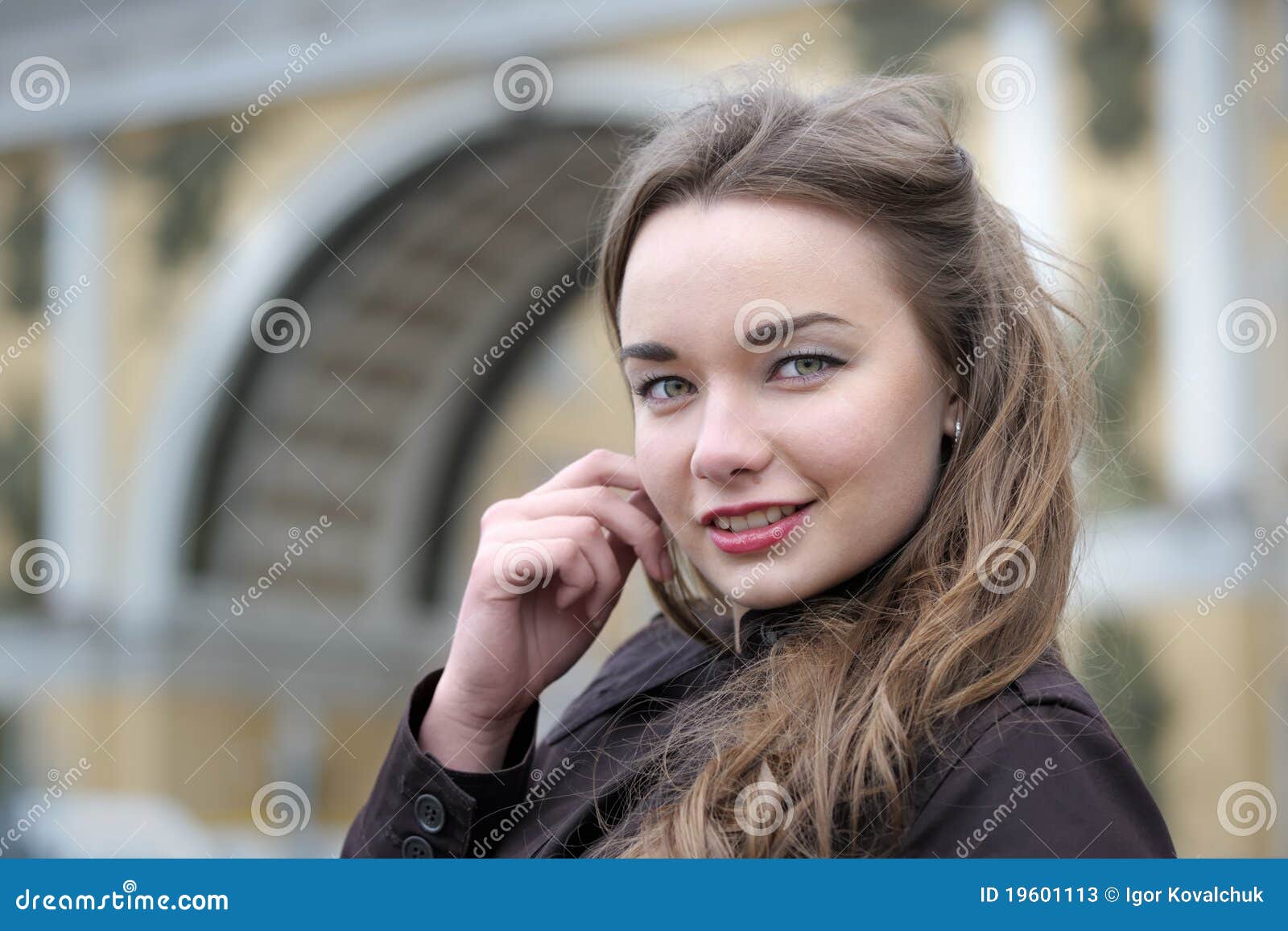 Retrato de la mujer rusa imagen de archivo. Imagen de hembra - 19601113