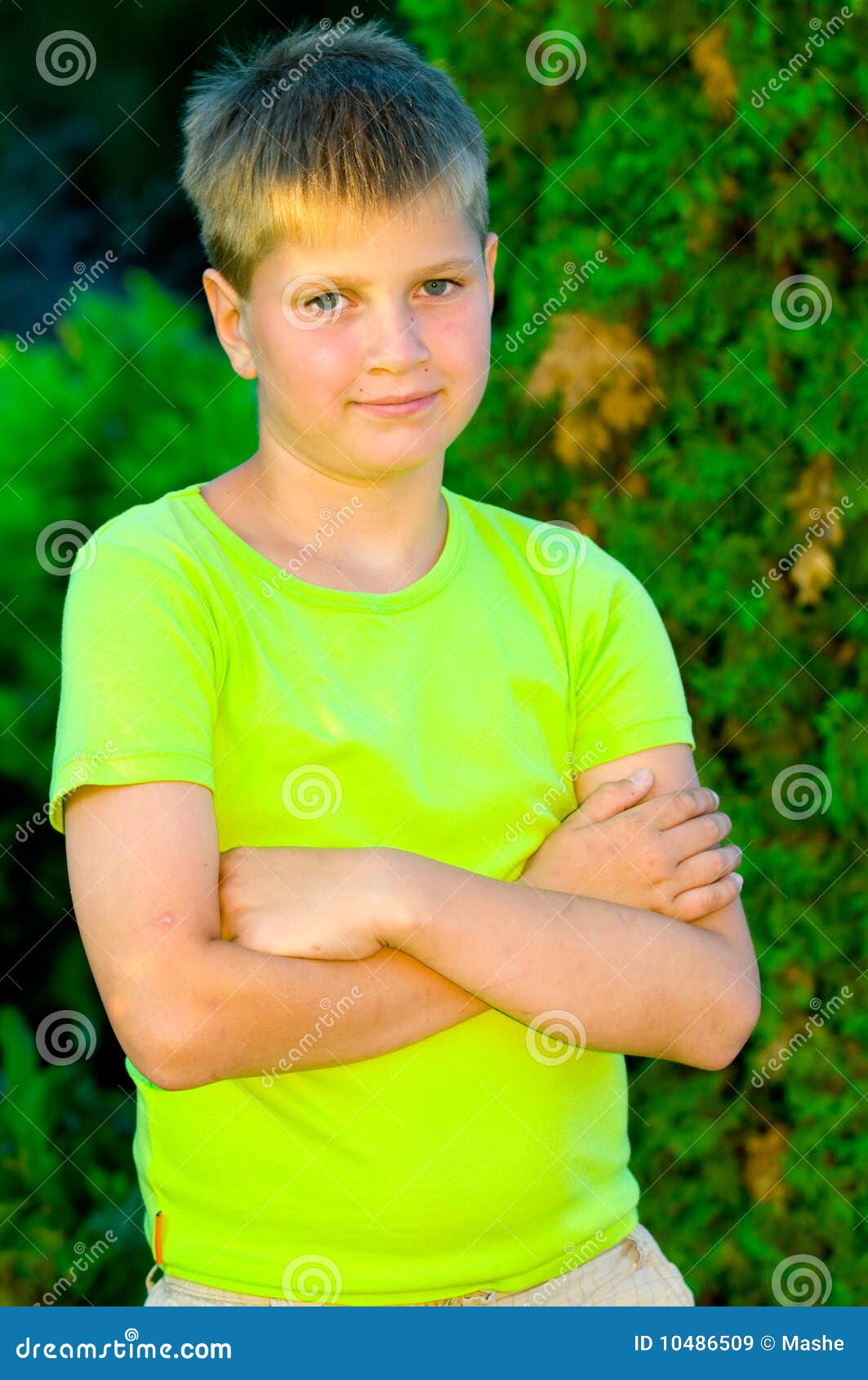 Retrato De Un Individuo Joven Imagen de archivo - Imagen de felicidad ...