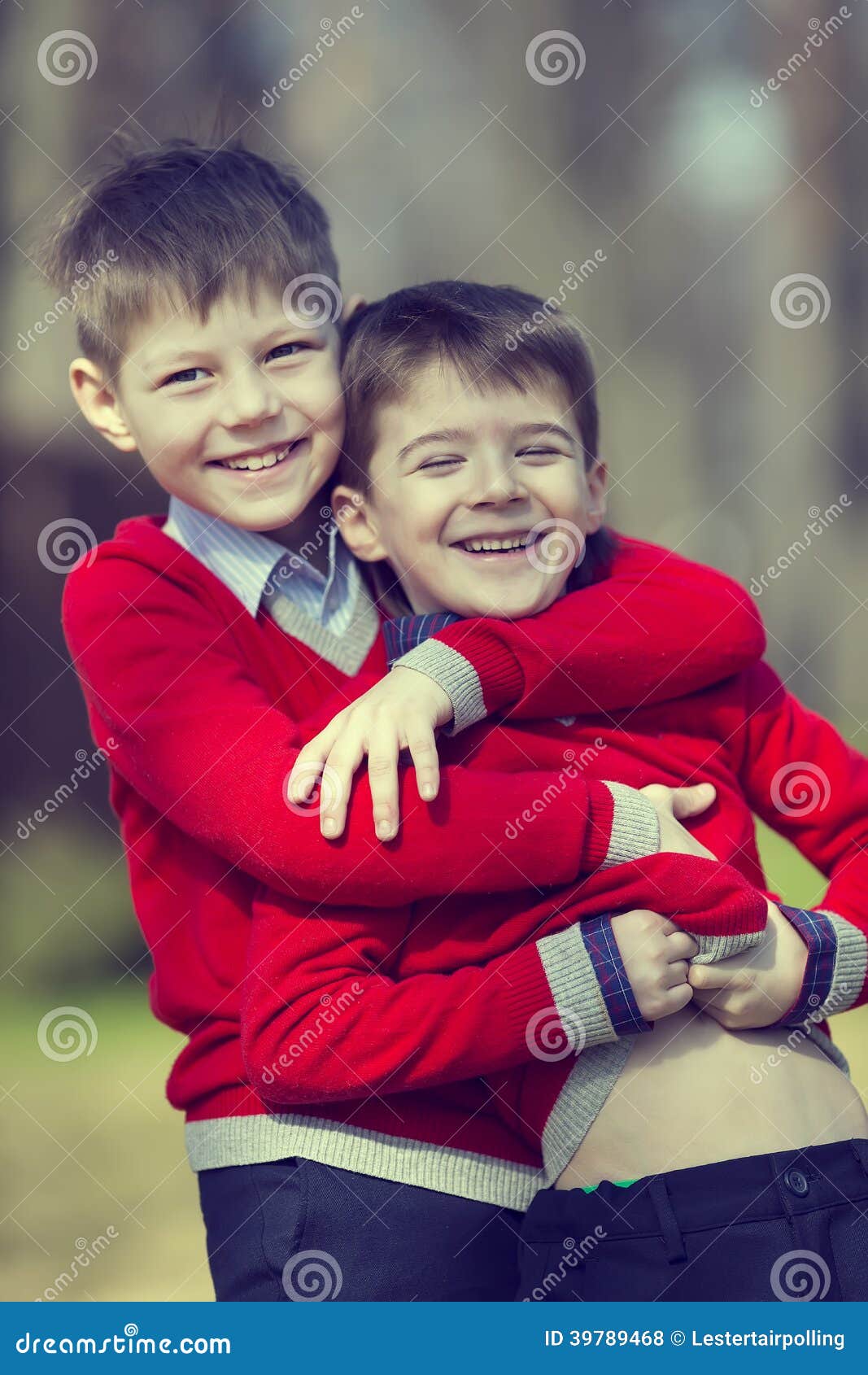 Retrato de un muchacho foto de archivo. Imagen de adolescente - 39789468