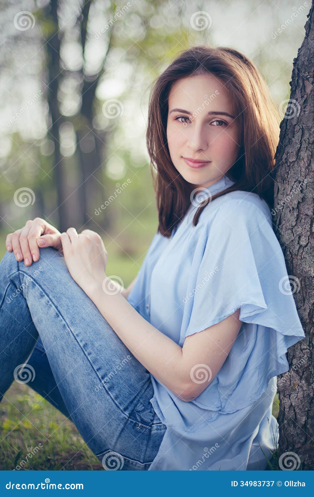 Retrato Hermoso De La Muchacha Imagen de archivo - Imagen de lifestyle ...