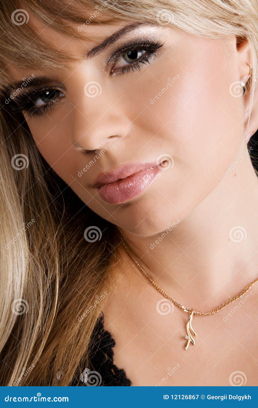 Retrato Modelo De La Cara Del Maquillaje Imagen de archivo - Imagen de ...