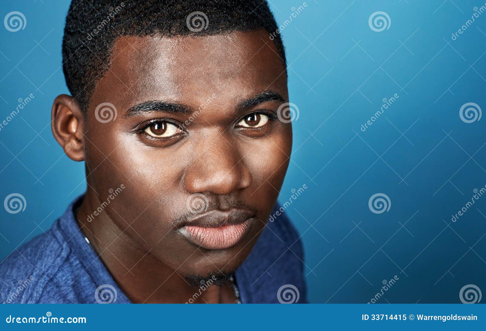 Retrato real do homem imagem de stock. Imagem de perfil - 33714415