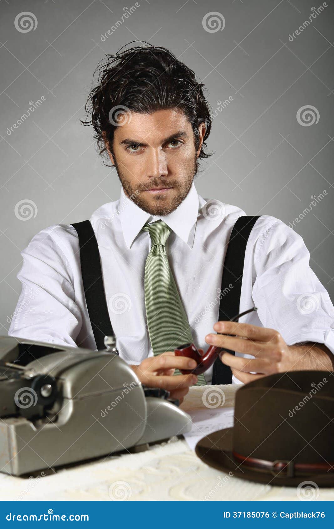 Retrato Retro Del Escritor Hermoso Foto de archivo - Imagen de ...