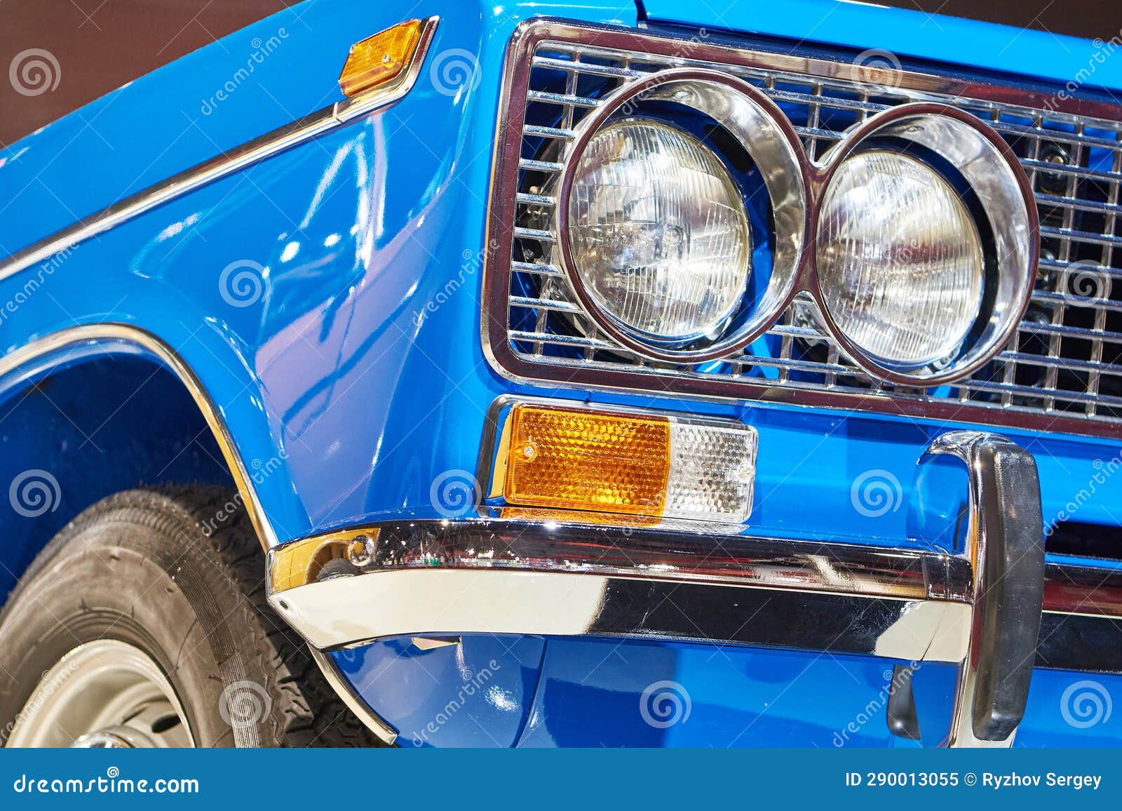 Retro car headlights stock image. Image of auto, transport - 290013055