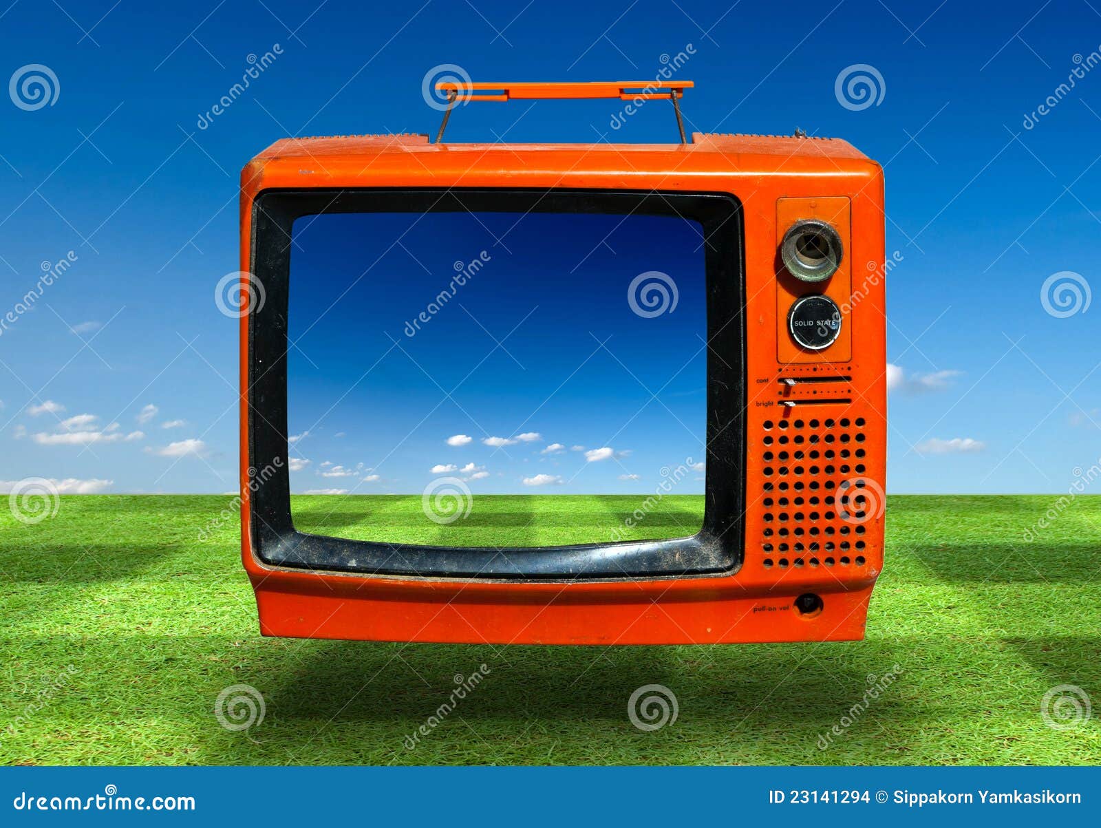 Retro-, das alte Fernsehen stockfoto. Bild von pfad, technologie - 23141294