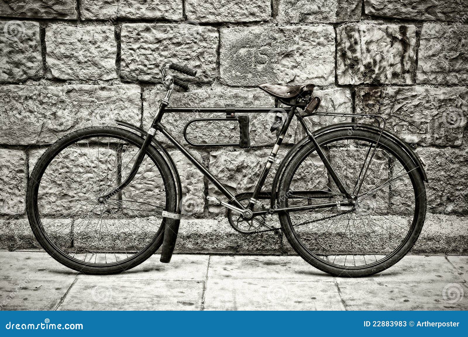 Retro fiets stock afbeelding. Image of pret, retro, activiteit - 22883983