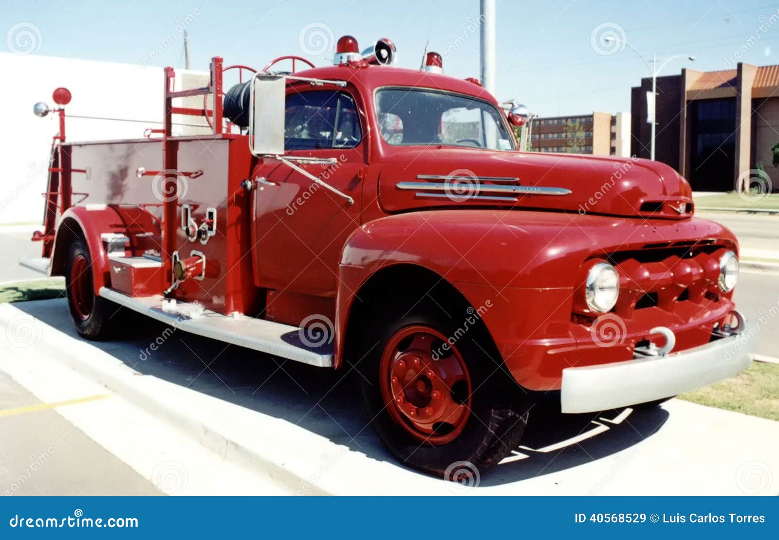 Retro fire engine truck stock image. Image of transport - 40568529