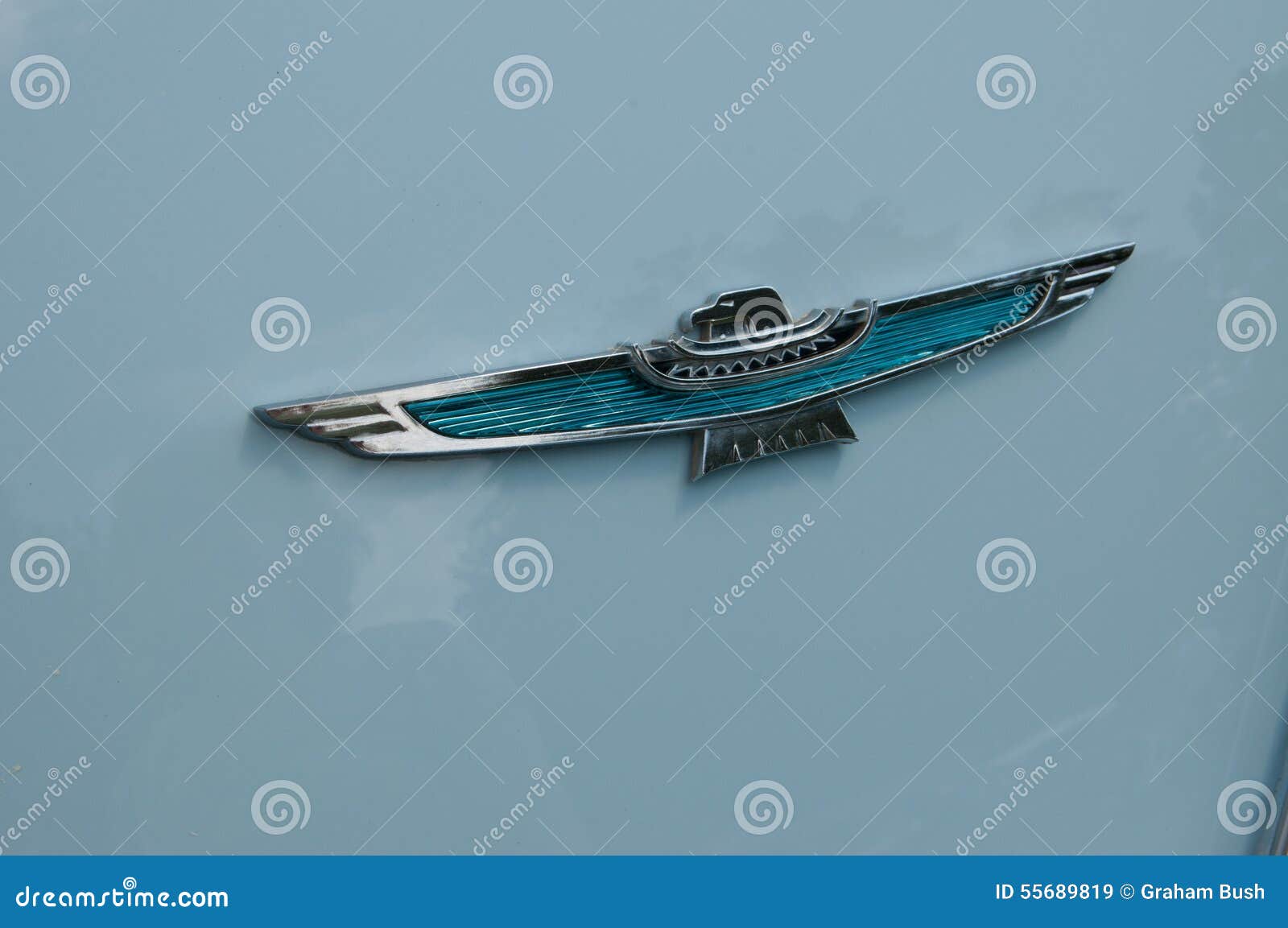 Retro Ford Thunderbird Emblem Editorial Stock Image - Image of emblem ...