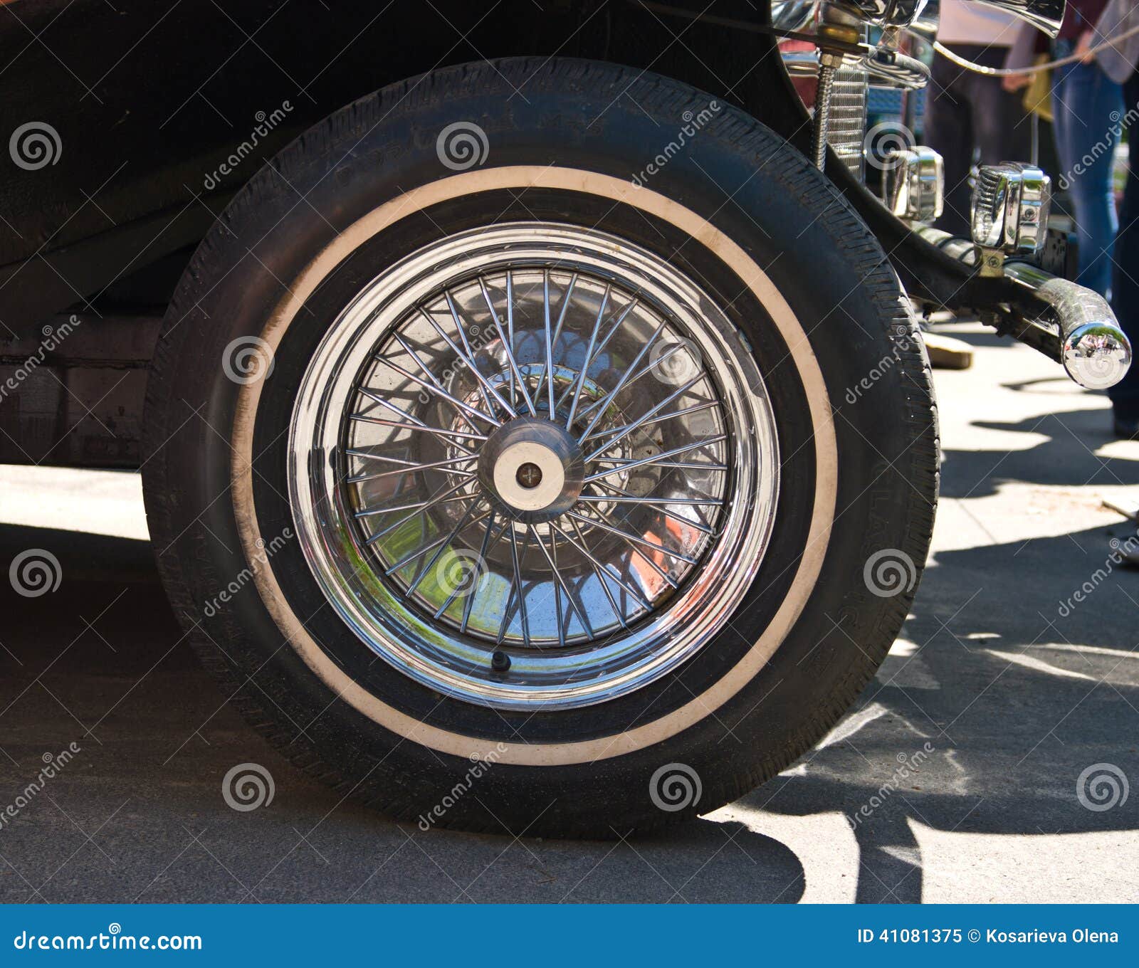 Retro Hjul För Bil Arkivfoto - Bild: 41081375