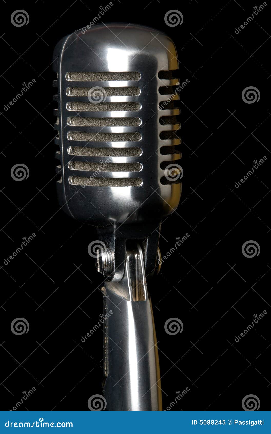 Retro microfono immagine stock. Immagine di audio, musica - 5088245