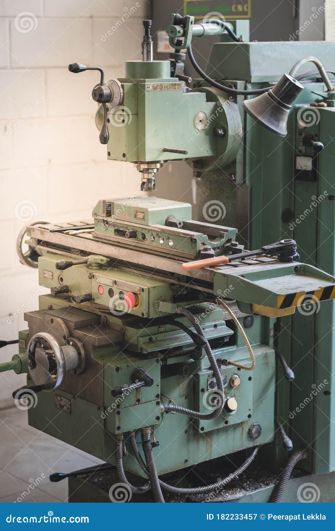 The Retro Milling Machine in the Workshop Stock Image - Image of ...