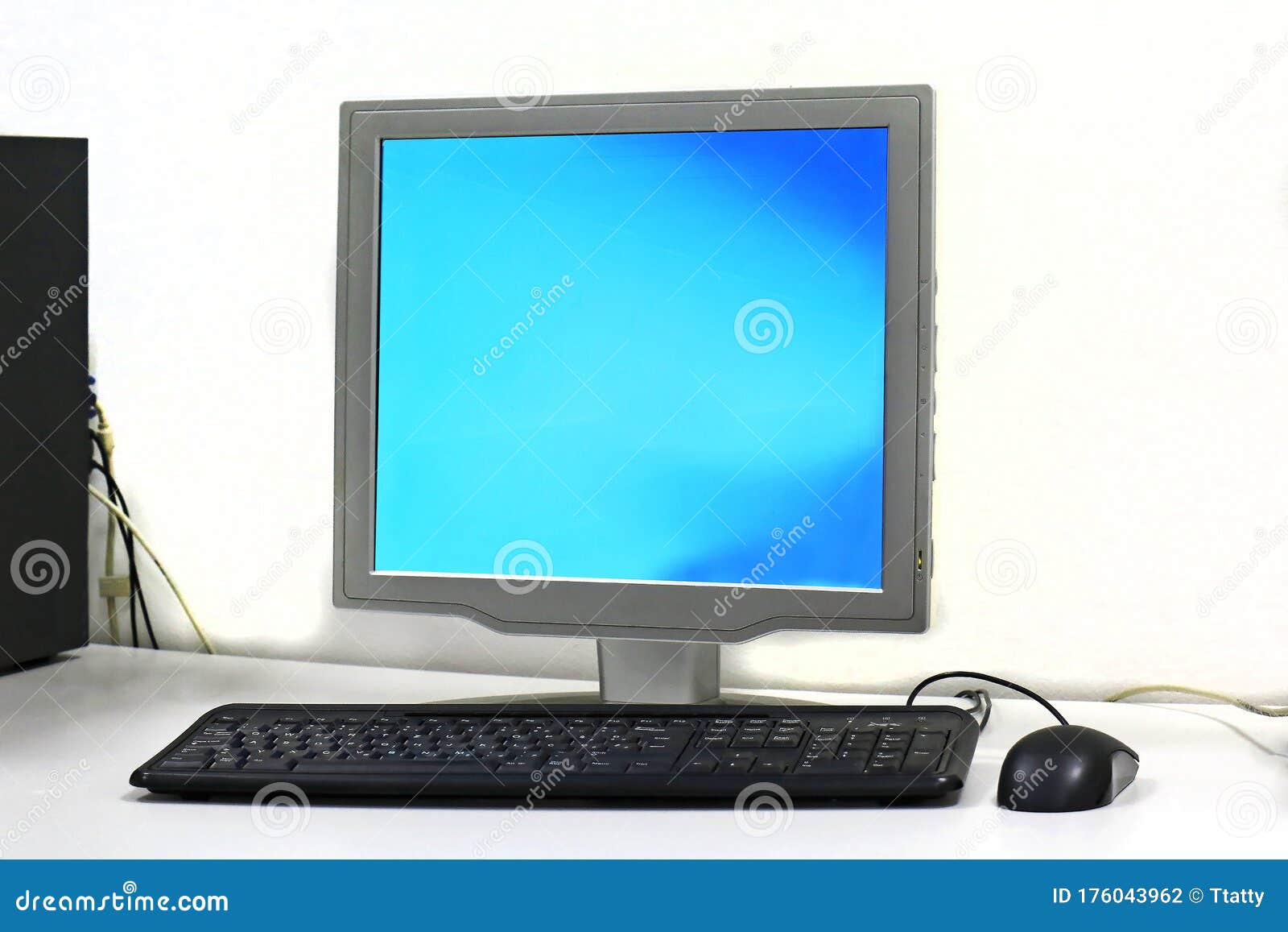 PC computer empty screen stock photo. Image of desktop - 176043962