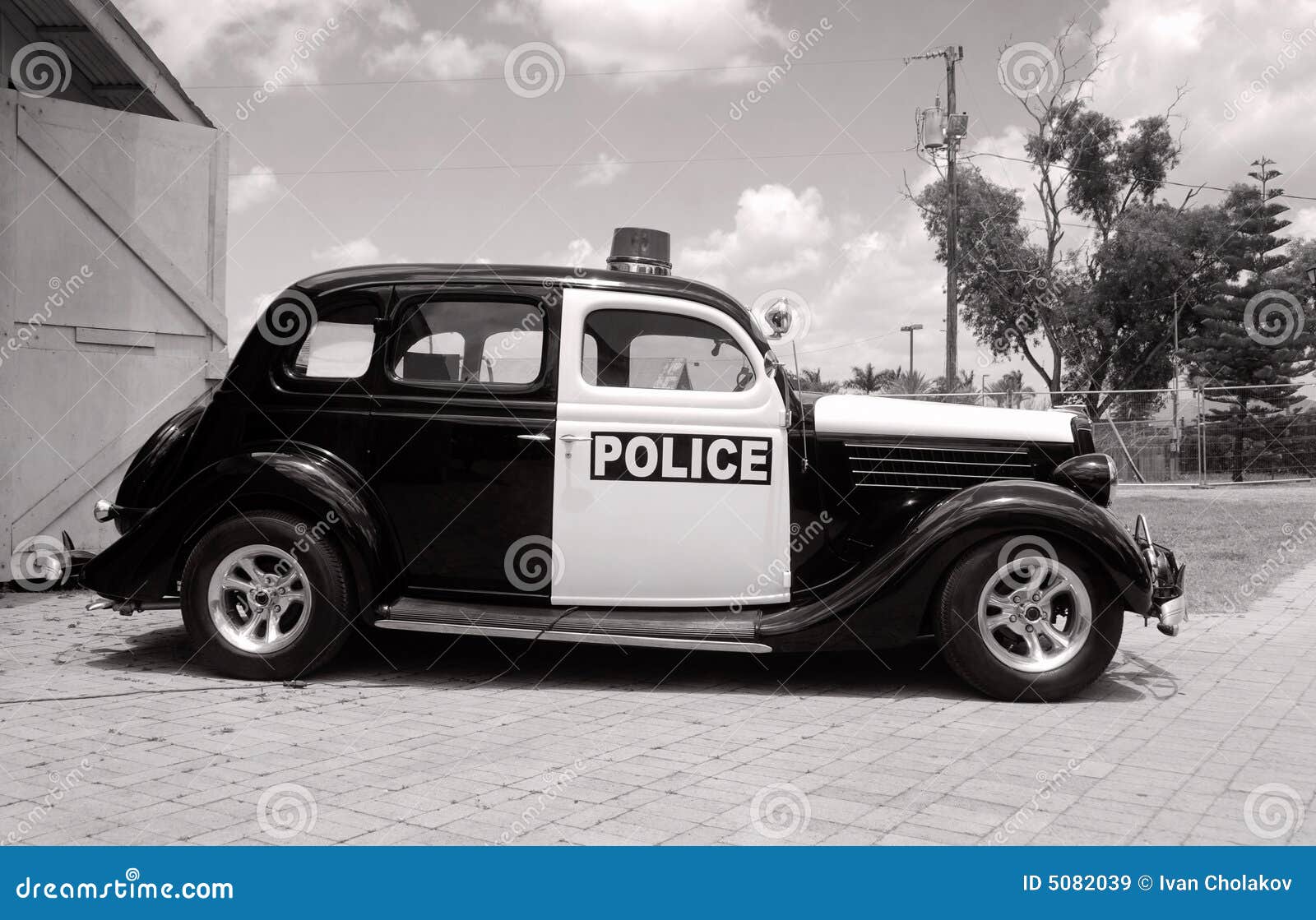 Retro police car stock image. Image of crime, public, transport - 5082039