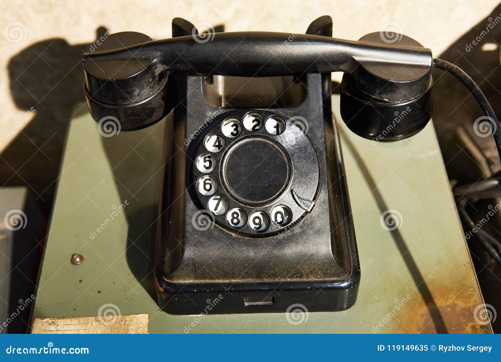 Retro Rotary Dial Telephone Stock Image - Image of wooden, call: 119149635