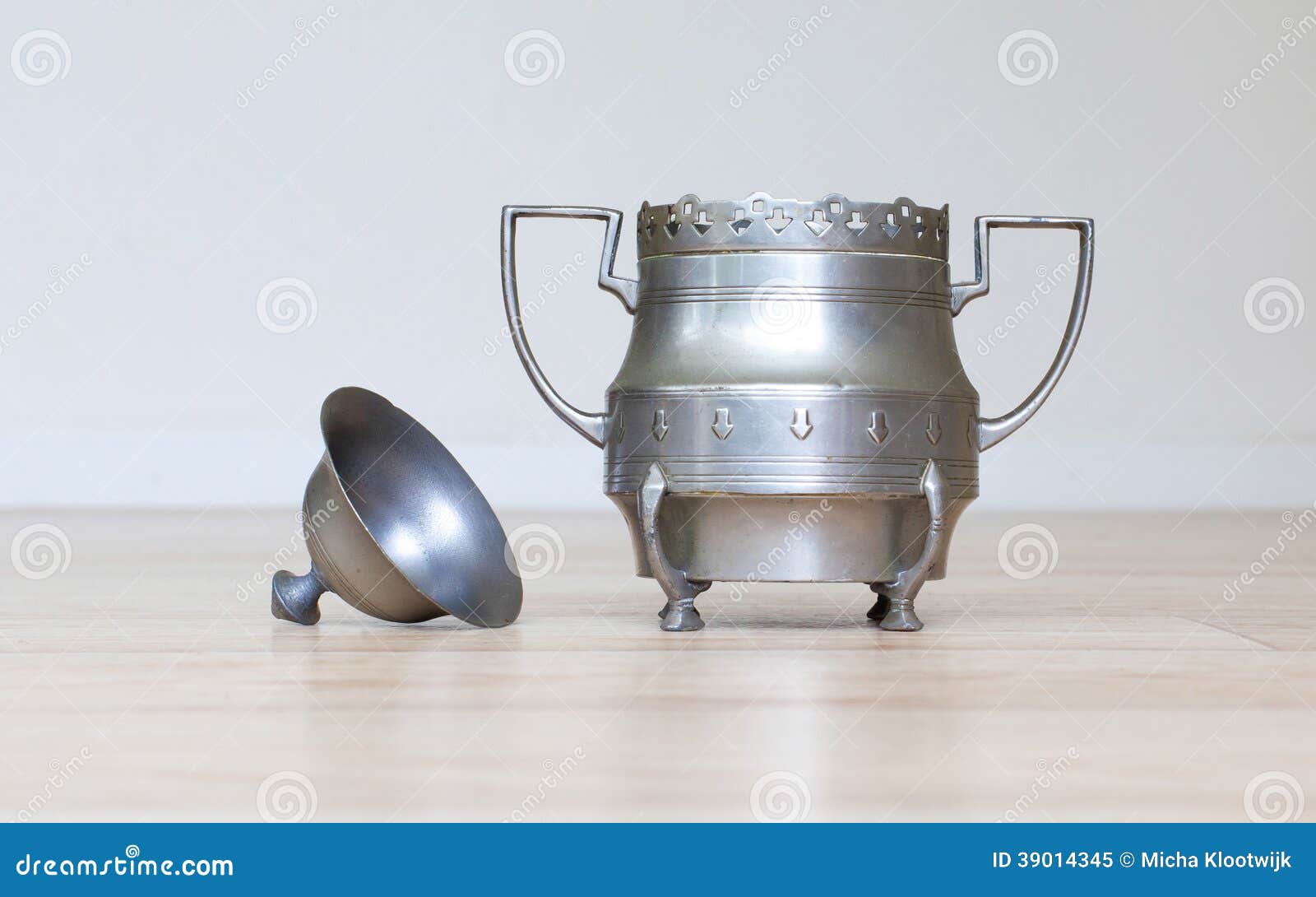 Retro silver sugar bowl stock image. Image of basin, kitchenware - 39014345