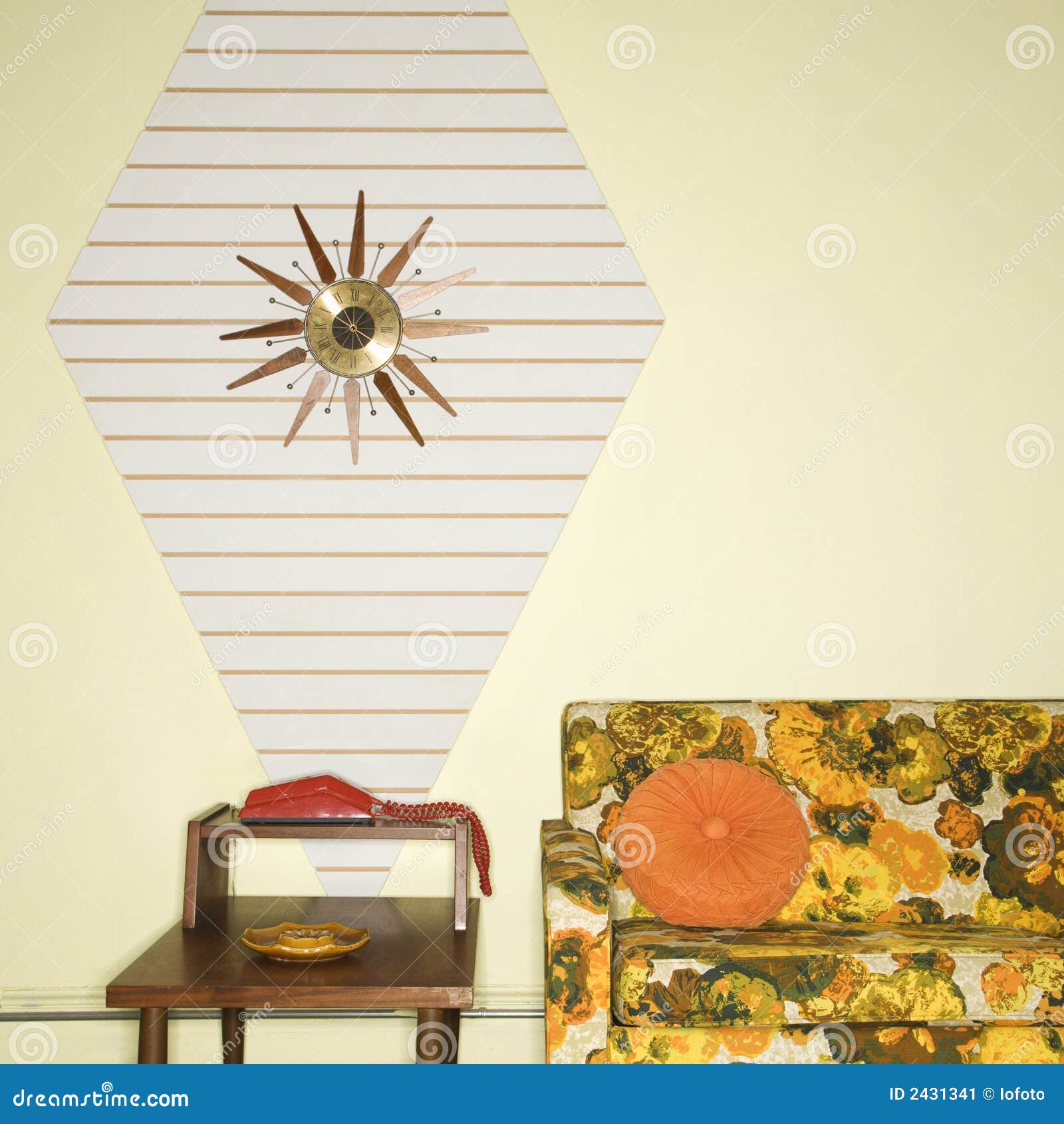 Retro sitting room. stock image. Image of dwelling, everyday - 2431341