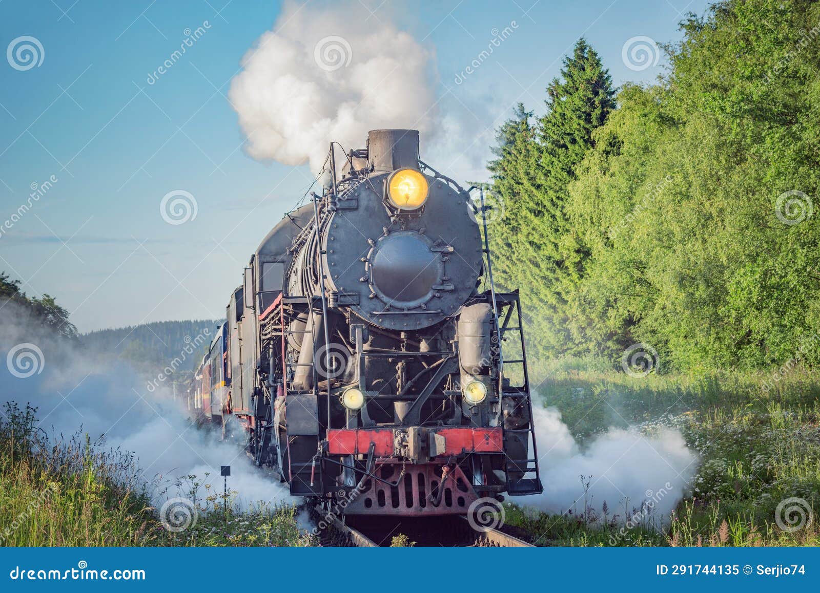 Retro Steam Train Approaches To the Platform Stock Image - Image of ...