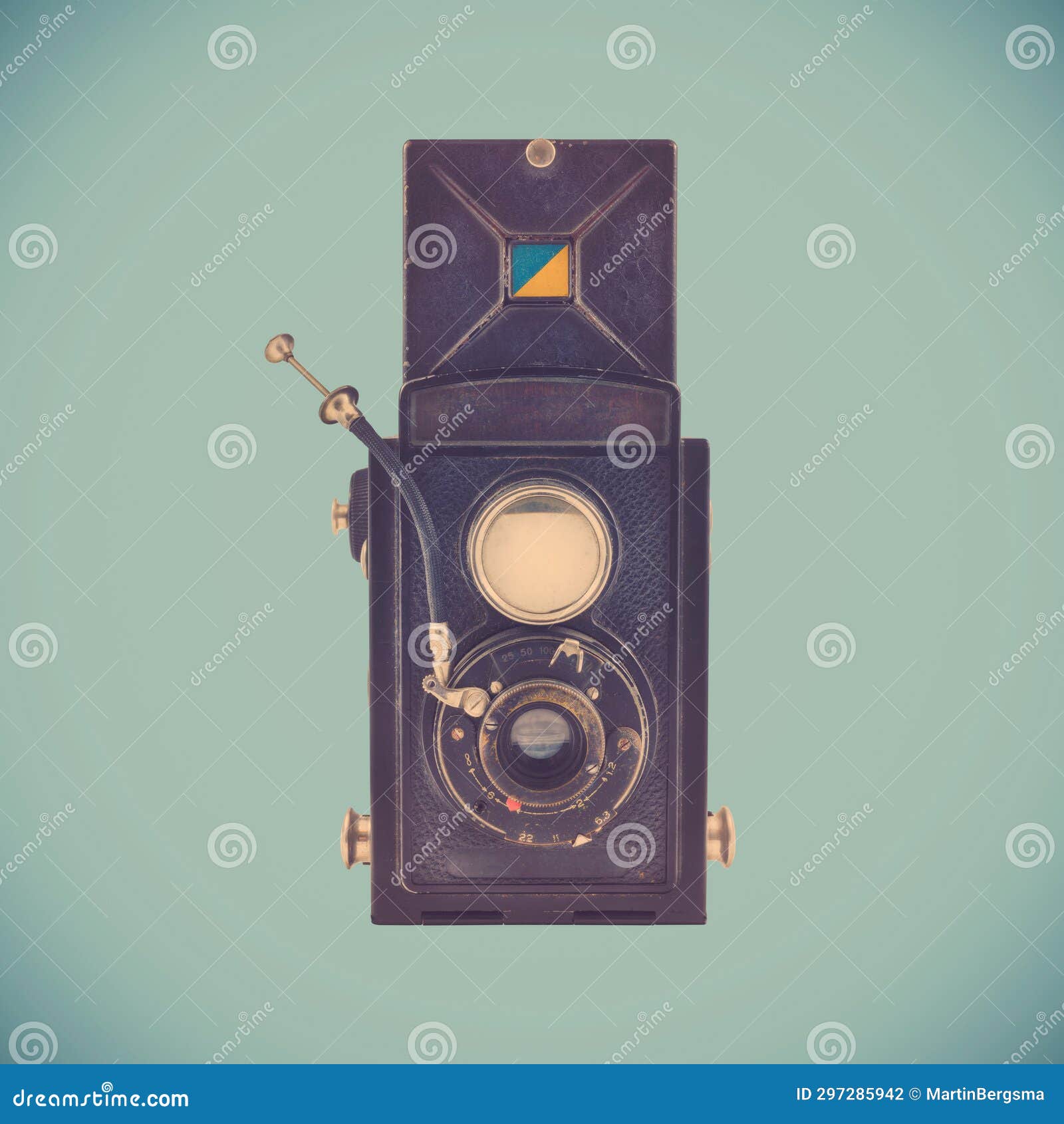 Retro 1932 Ancient Box Camera Stock Photo - Image of school, century ...