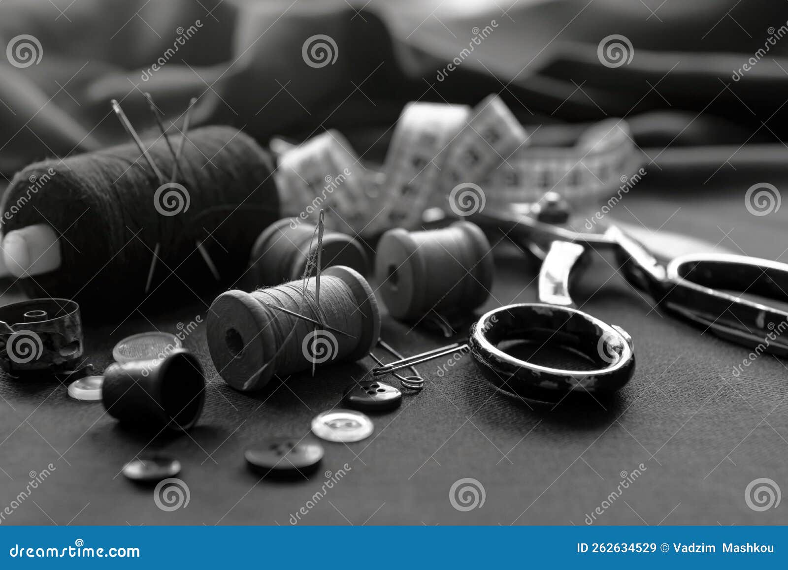 Retro Tools for Cutting and Sewing. Needle with Thread, Thimble, Sewing ...