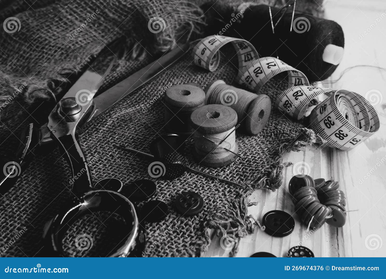 Retro Tools for Cutting and Sewing. Needle with Thread, Thimble, Sewing ...