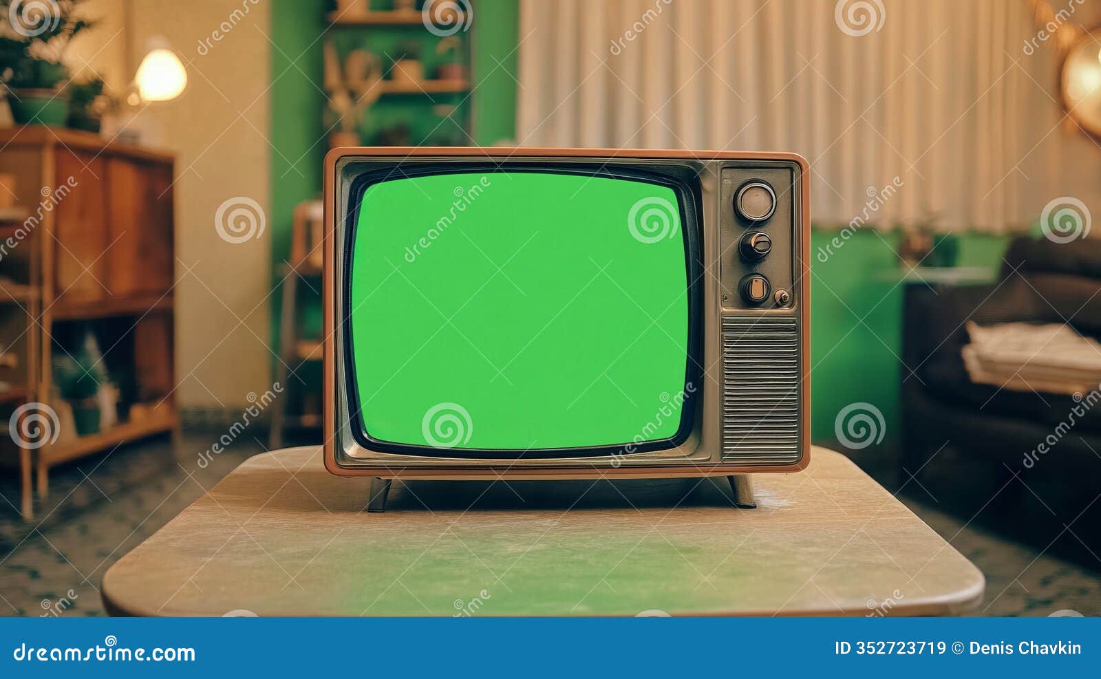Retro Vintage TV with Green Screen or Chroma Key Background. Stock ...