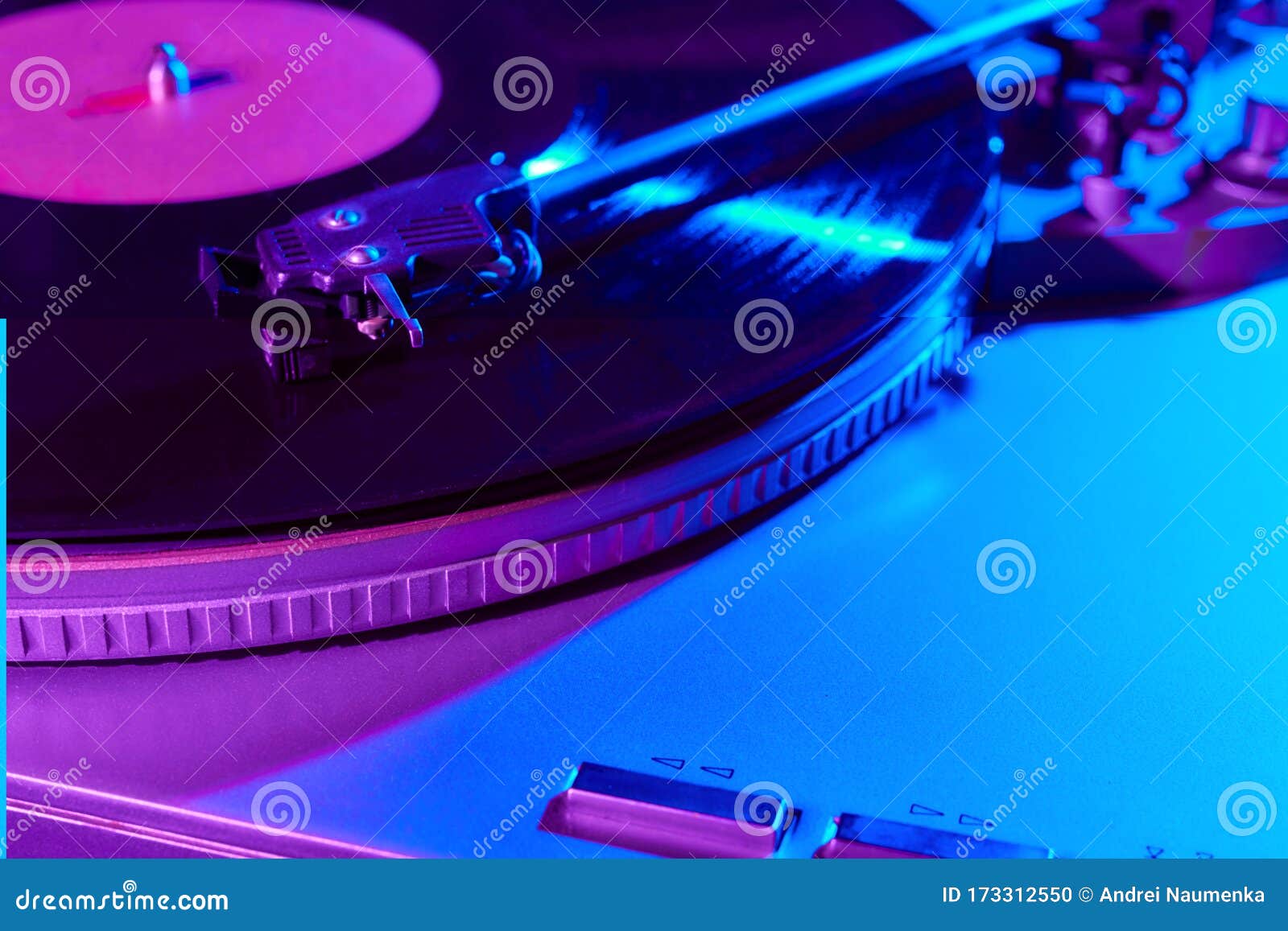 Retro Red Car Synthwave Poster With Vaporwave Sunset, Neon Gradient ...