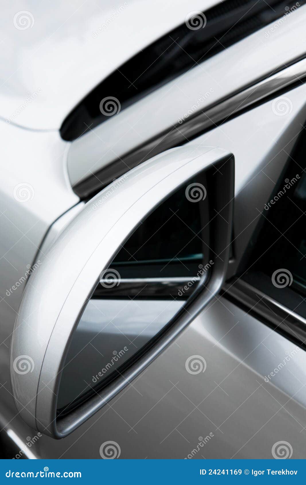 Retrovisor imagen de archivo. Imagen de cierre, vertical - 24241169