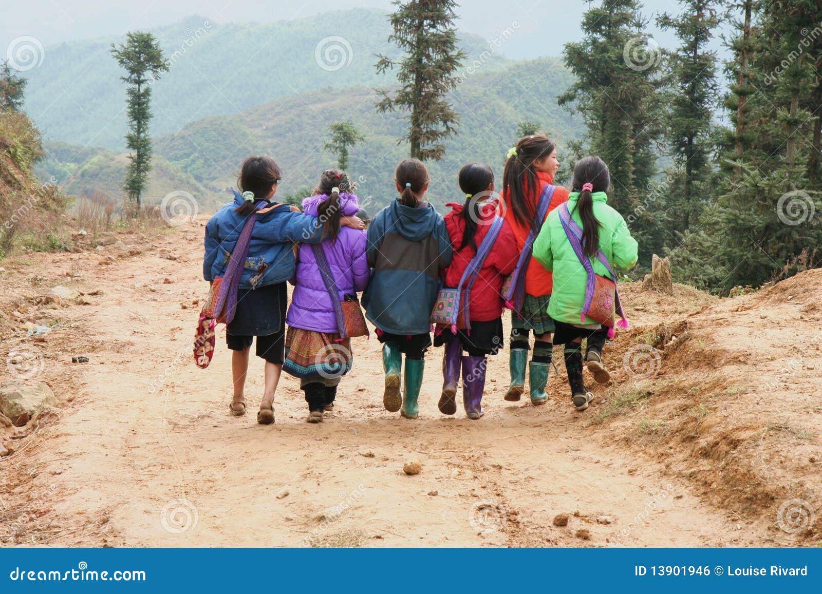 Return to home editorial photo. Image of travel, girl - 13901946