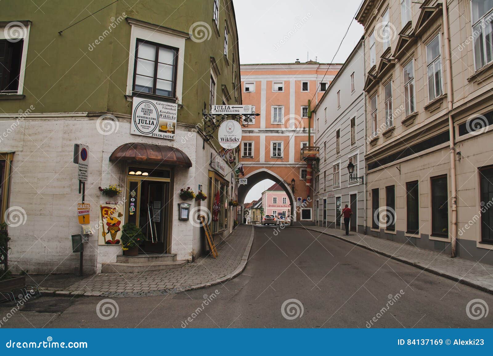 Retz editorial stock image. Image of austria, retz, street - 84137169