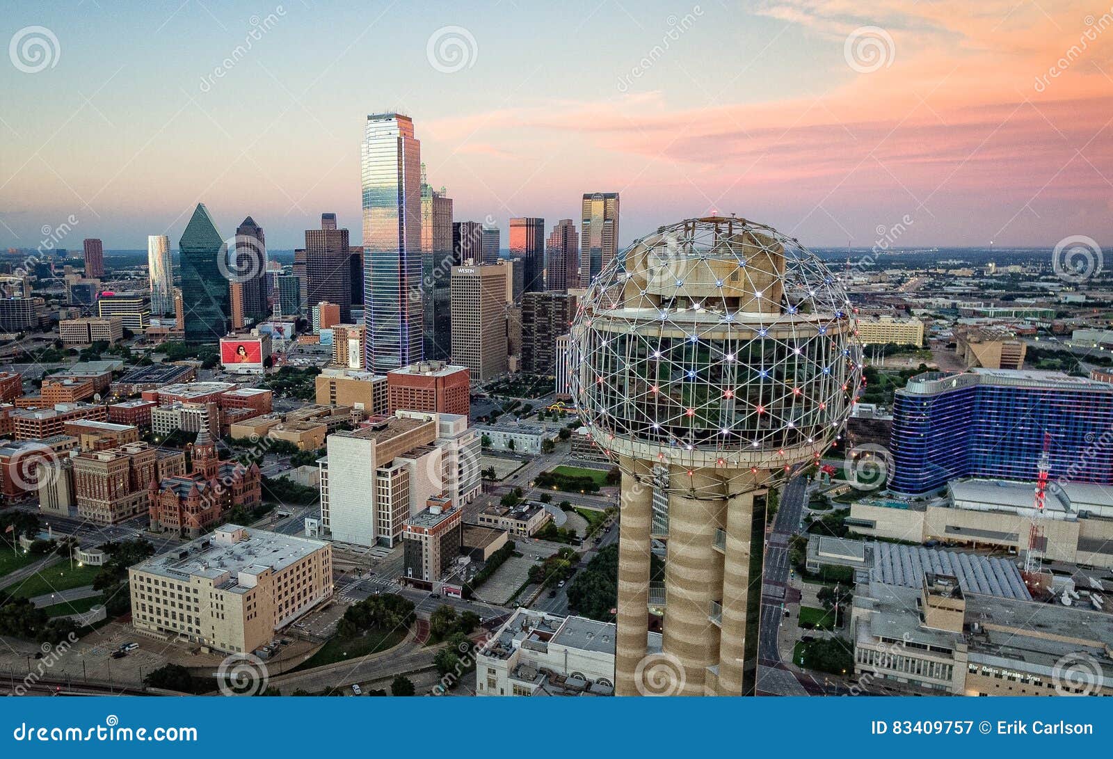 Reunion Tower editorial photography. Image of pink, reunion - 83409757
