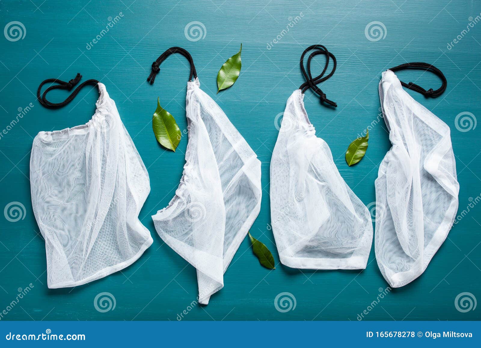 Reusable Mesh Nylon Bag, Plastic Free Zero Waste Concept Stock Photo ...