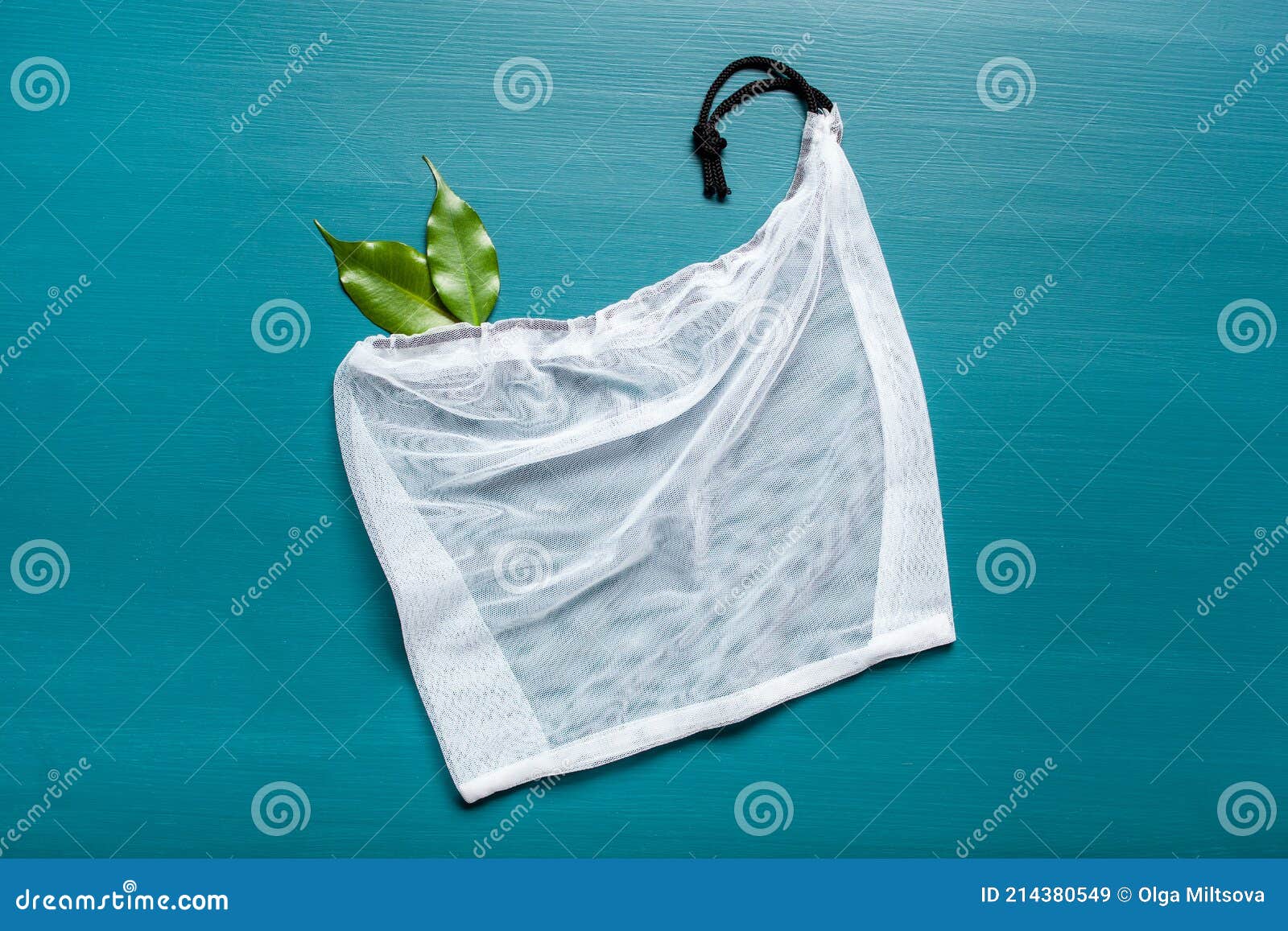 Reusable Mesh Nylon Bag, Plastic Free Zero Waste Concept Stock Image ...