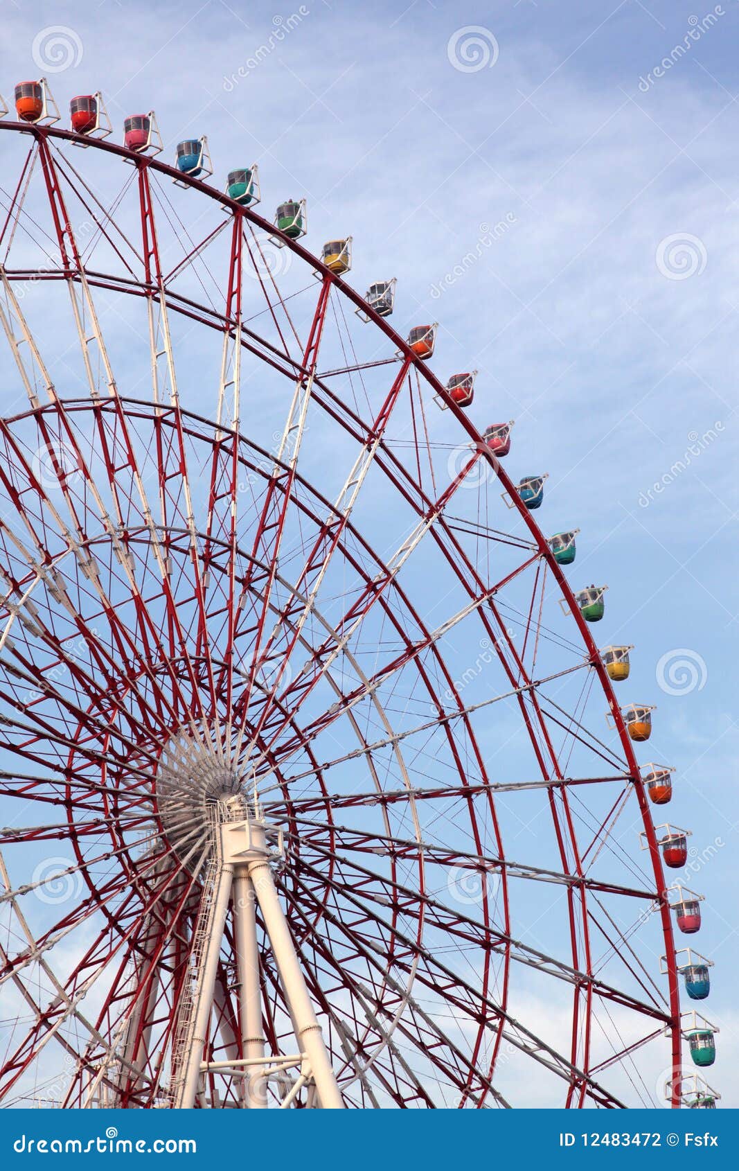 Reuzenrad stock foto. Image of japans, vermaak, snel - 12483472