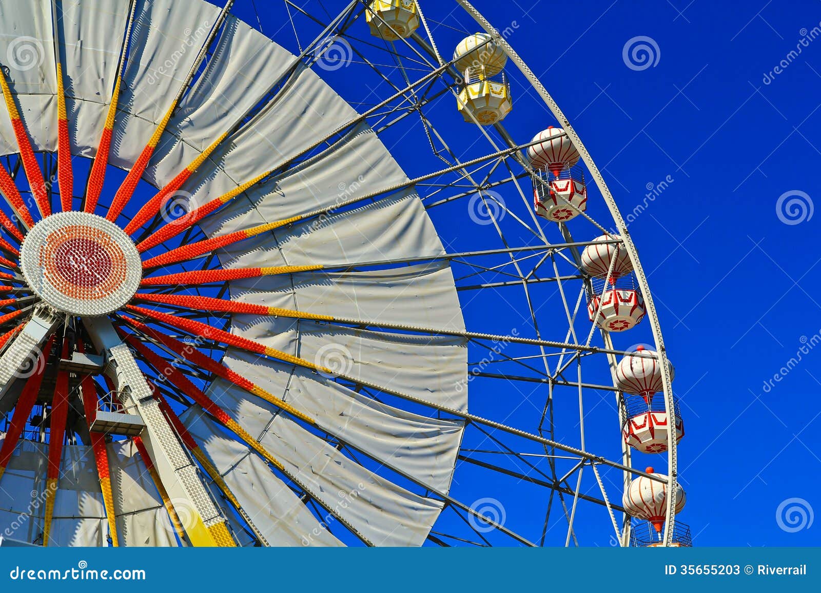 Reuzenrad stock afbeelding. Image of bouw, activiteit - 35655203