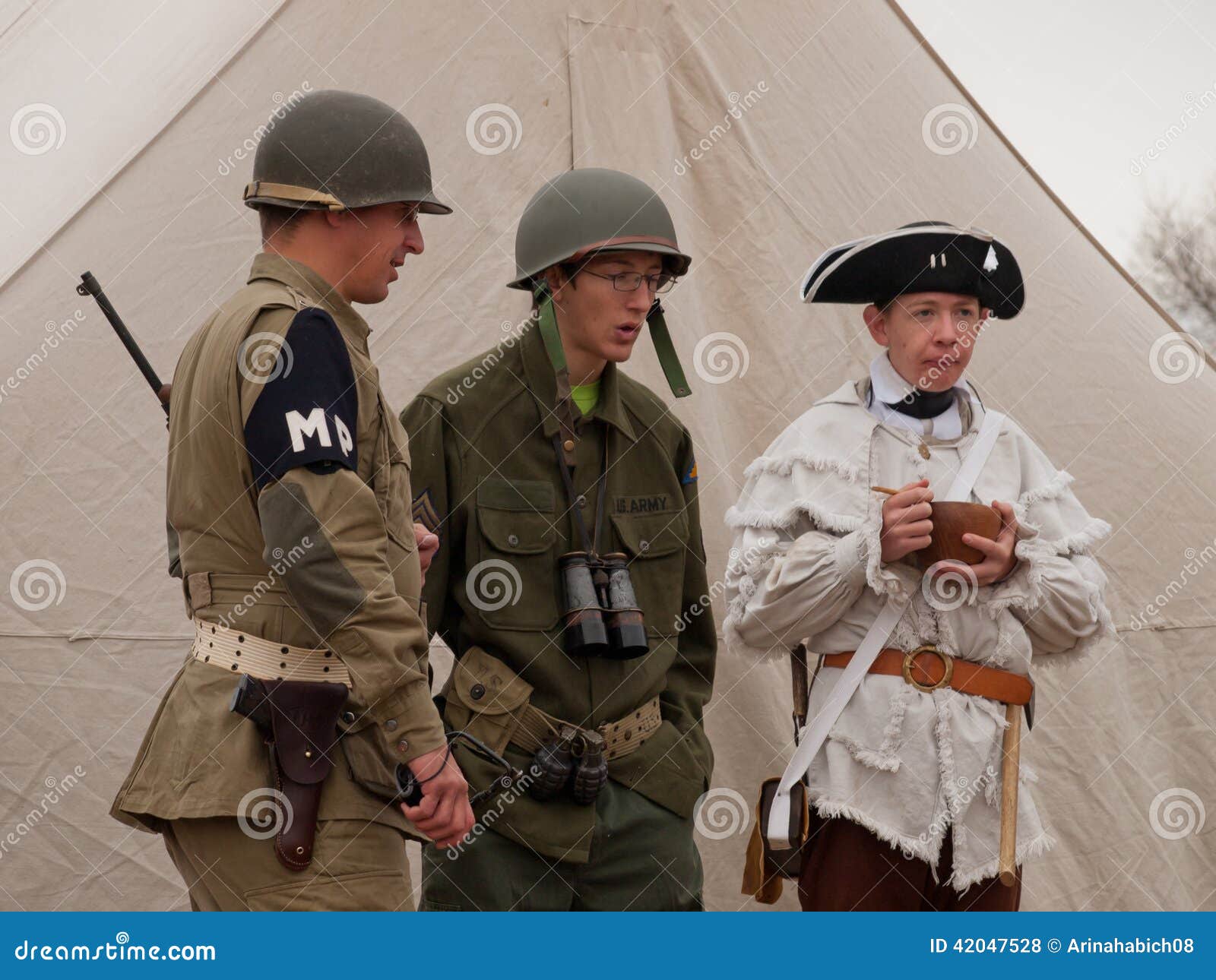 Revolutionary War Reenactment Editorial Stock Photo - Image of costume ...