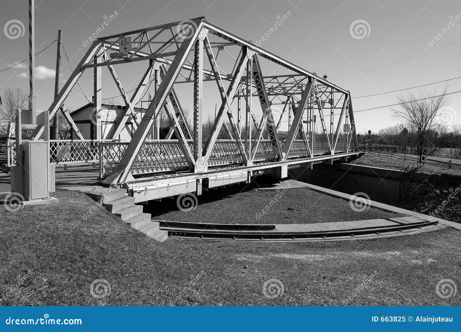 Revolving bridge 1 stock image. Image of canal, strairs - 663825