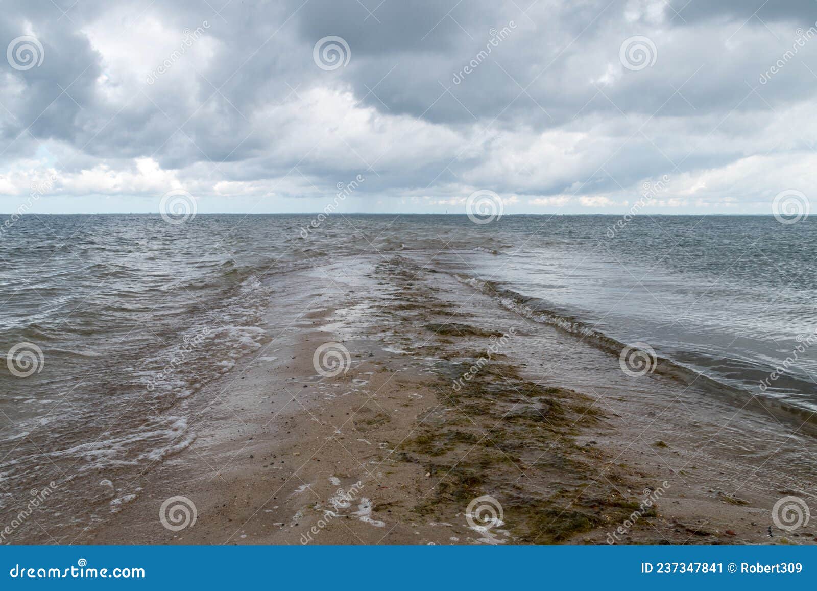 End of Rewa Peninsula at Cloudy Day Stock Image - Image of blue, beach ...