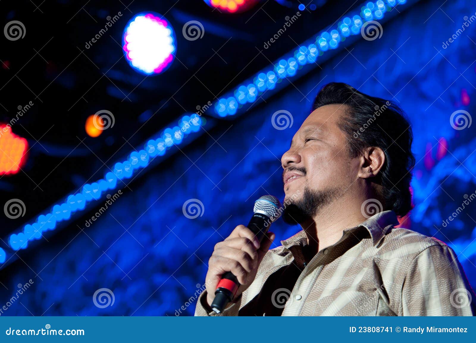 Rex Navarrete editorial photo. Image of leon, entertainment - 23808741