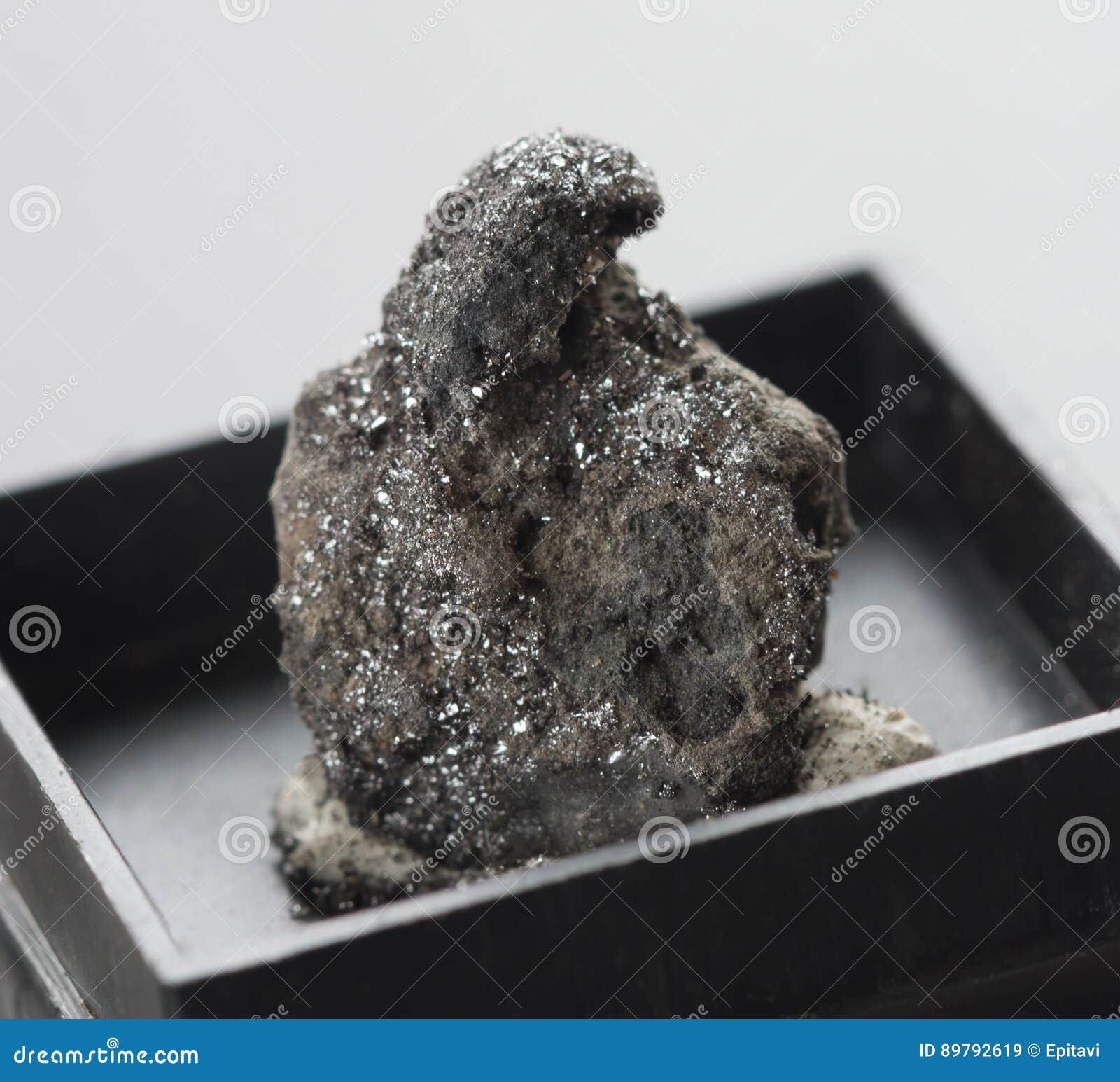 Rheniite Crystals on the Matrix Stock Image - Image of science, cluster ...