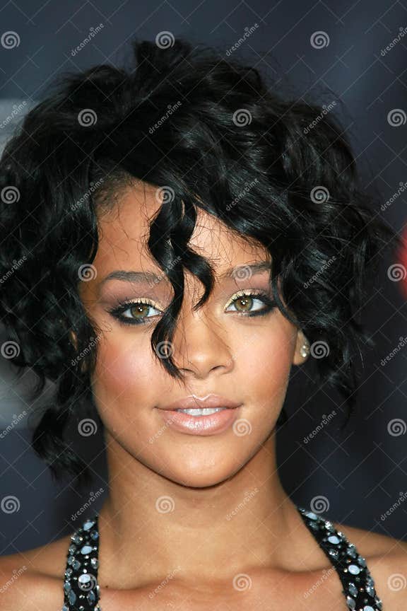Rhianna editorial photo. Image of nokia, music, 111807 - 26357346